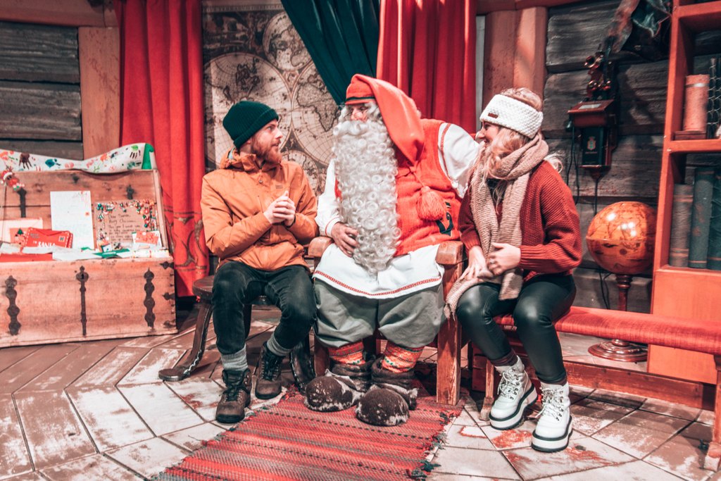 Visiting Santa Claus in Rovaniemi – Complete Guide 2025–2026 - Book Lapland