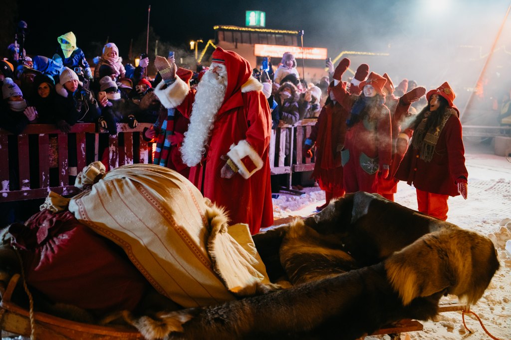 Visiting Santa Claus in Rovaniemi – Complete Guide 2025–2026 - Book Lapland