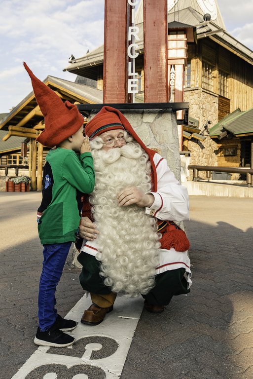 Visiting Santa Claus in Rovaniemi – Complete Guide 2025–2026 - Book Lapland